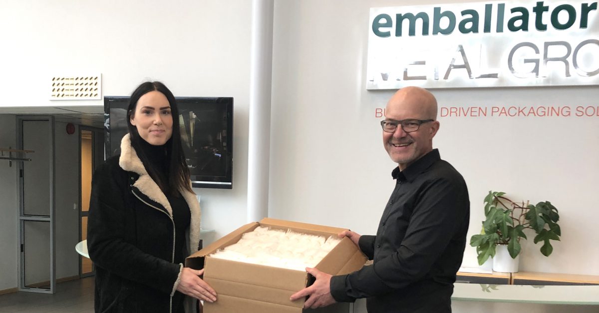 Emballator Ulricehamn skänker 500 munskydd till äldreomsorgen - Emballator